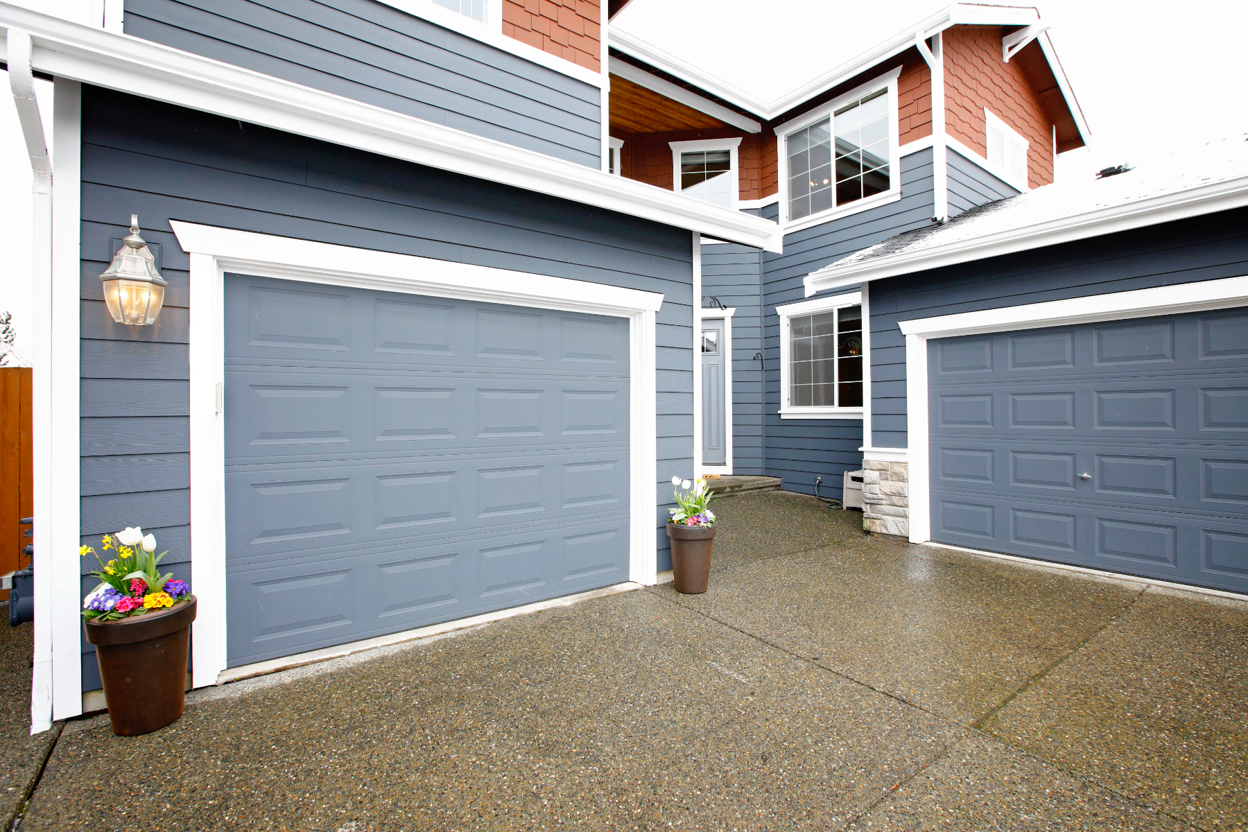 5 Garage Door Hinges Types (Ultimate Guide With Pros & Cons)