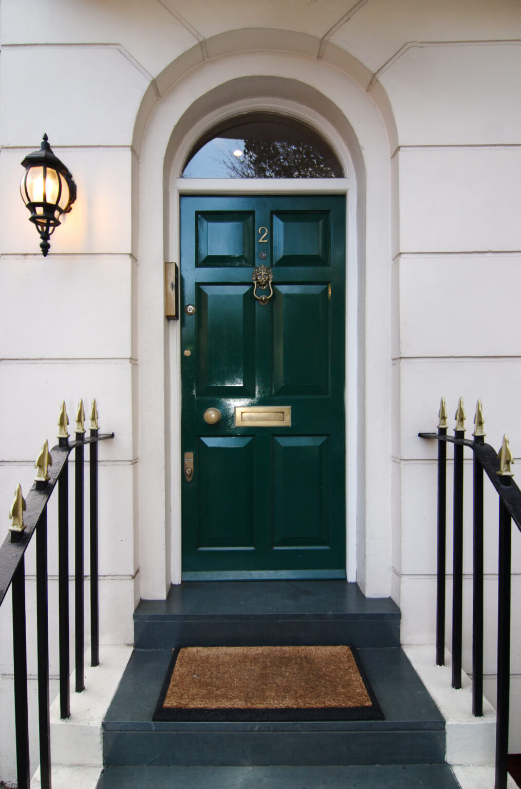 14 Best Front Door Colors For Yellow House (With Photos)
