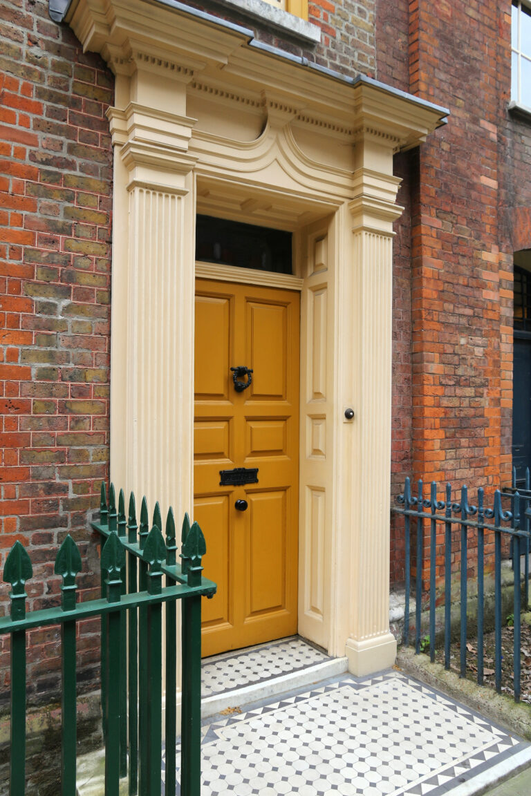 14 Stunning Front Door Colors For Your Orange Brick House