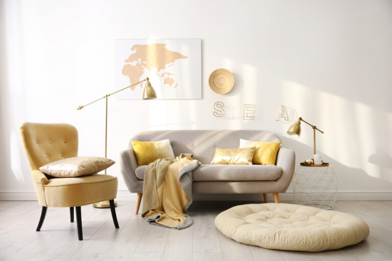 20 Best Colors That Go With Gold (Visual Color Palettes)
