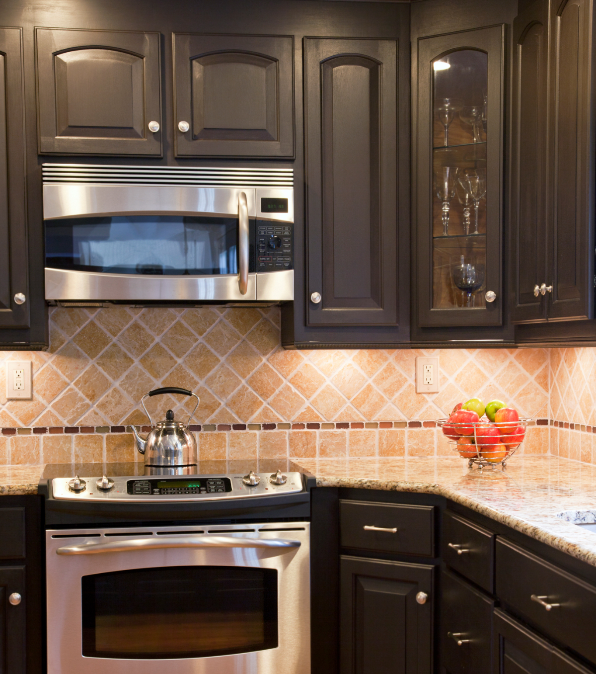 24 Countertop Colors & Textures to Go With Espresso Cabinets